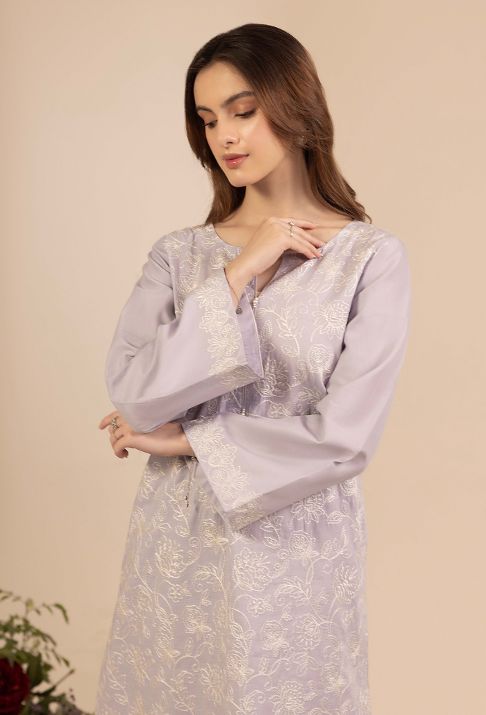 Whisper-D08 Liliane – Humdum